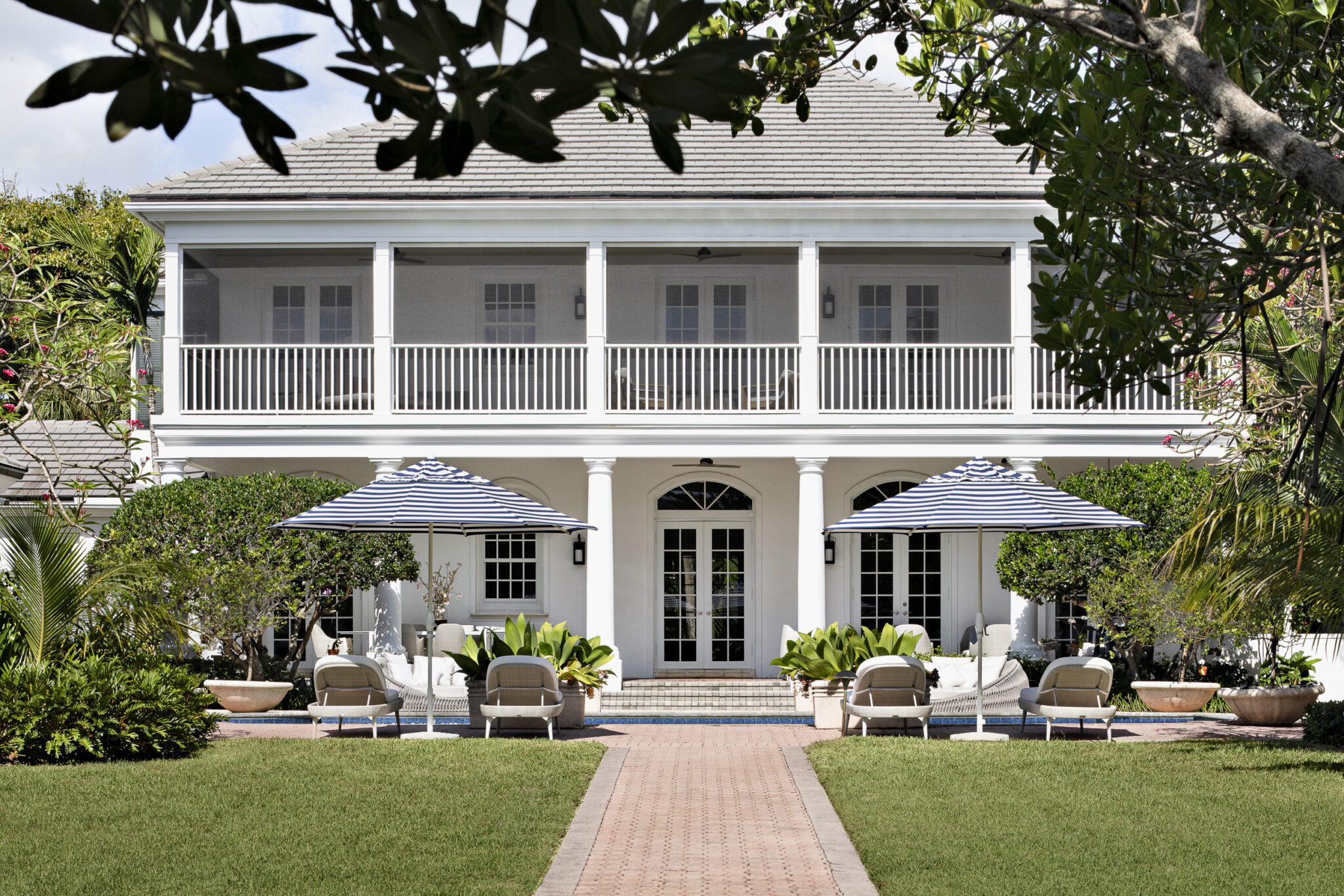 Integrating Interior Design With Architectural Elements - Krista + Home